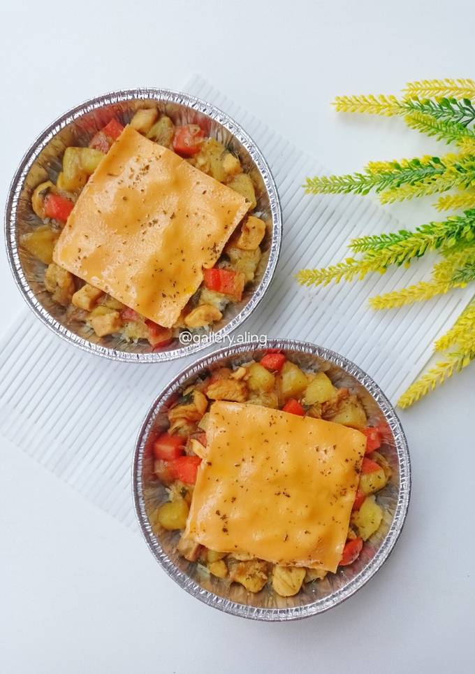 Resep 9. Cheesy Baked Japanese Curry Rice oleh Ken - Cookpad