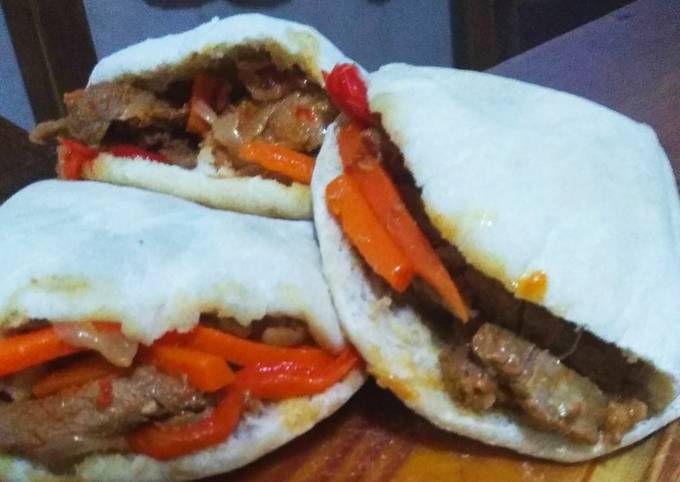 Pan pita (pan árabe) Receta de Jimena Cabrera- Cookpad