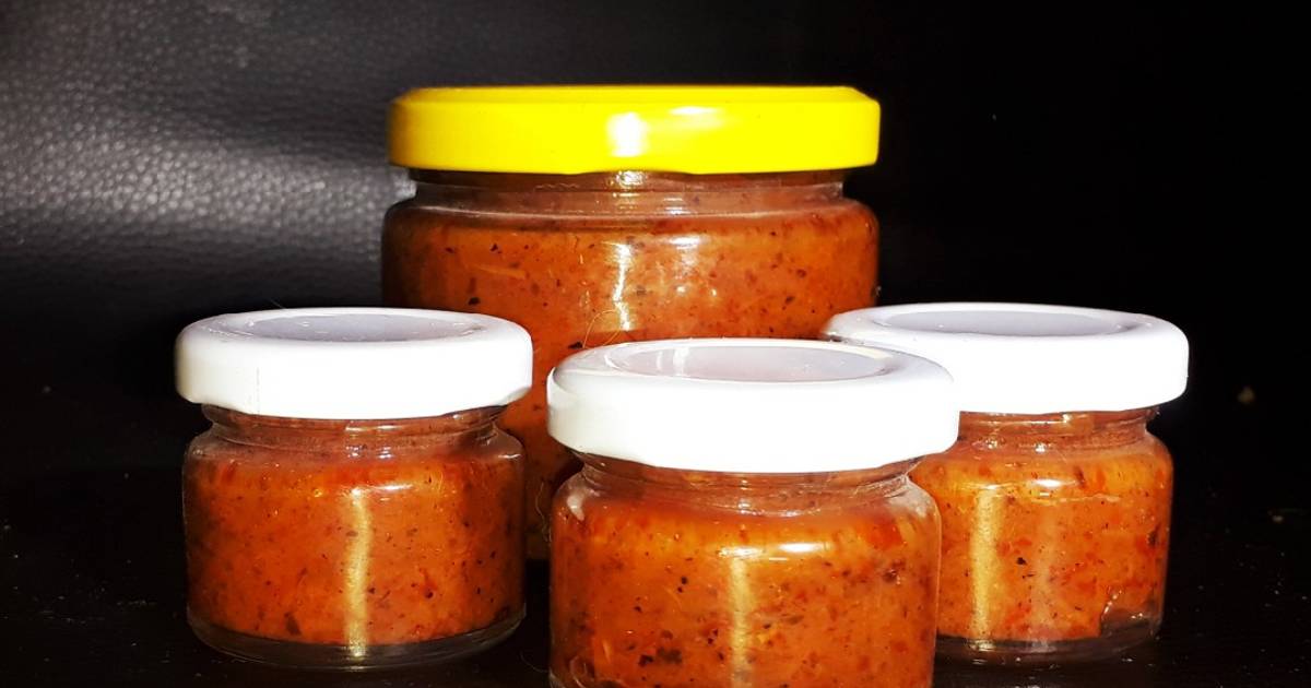 Salsa de ají para guardar🌶 Receta de Marllory Kris Olguin Reyes- Cookpad