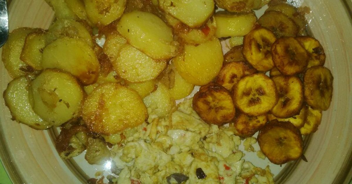 Irish Potato Chips With Egg & Plantain Recipe by Xara's C&C's - Cookpad