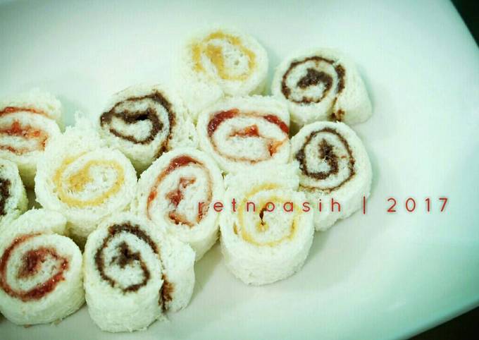 Resep Roti Gulung Selai oleh RETNO ASIH MB - Cookpad