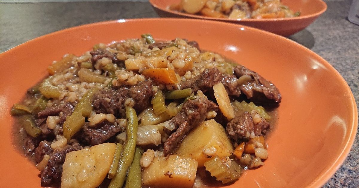Ox/Beef Stew Cooked In Red Wine Recipe by Rae - Cookpad