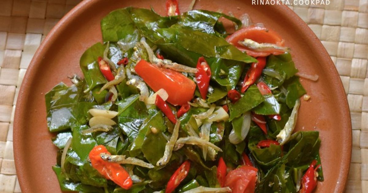 Resep Daun Melinjo Tumis Teri oleh Rina Okta - Cookpad