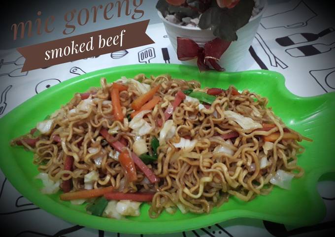 Resep Mie goreng smoked beef oleh Ani Brilian - Cookpad