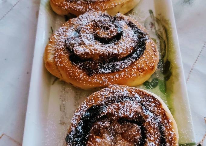 Csokidarabos - csokis-kakaós csiga 🍫🍫🐌🍫🍫🐌 | Andi1980 receptje - Cookpad ...