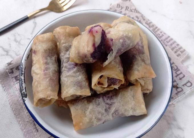 Resep Lumpia ubi ungu keju oleh Mama Queen - Cookpad