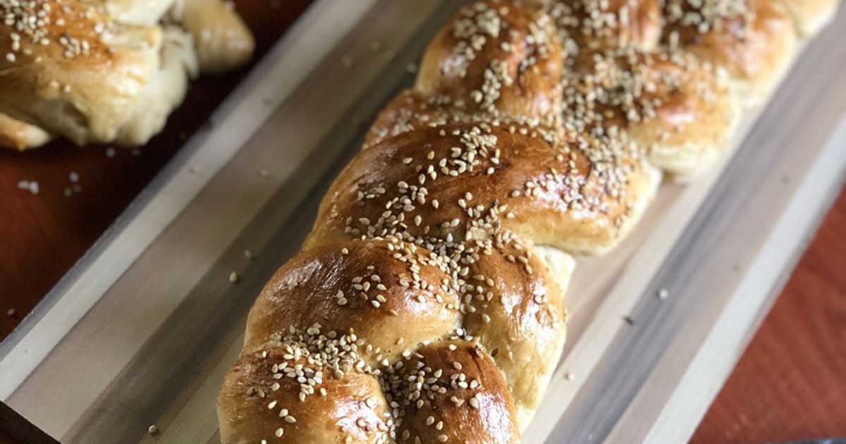 Challa Bread Recipe by leemerhhskitchen - Cookpad