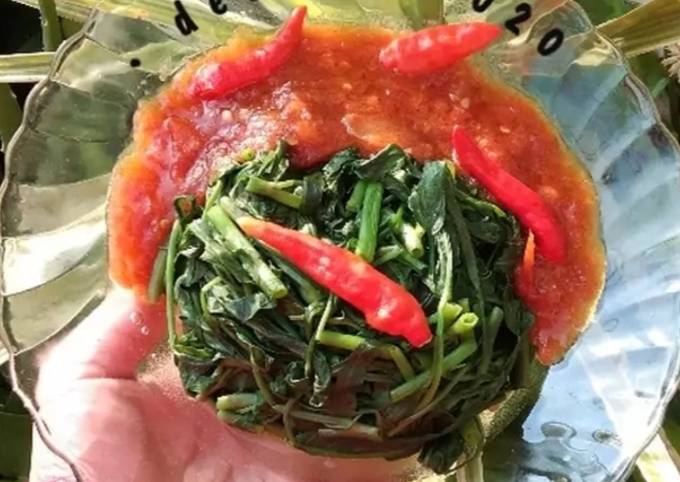Resep 395. Plecing Kangkung oleh Devin - Cookpad