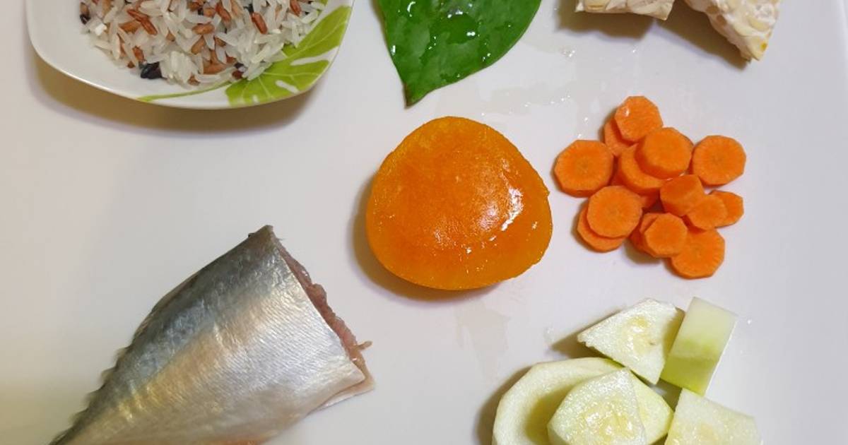 Resep MPASI 7m+ "Bubur Tim kabocha ikan kembung" oleh Meme Novie - Cookpad