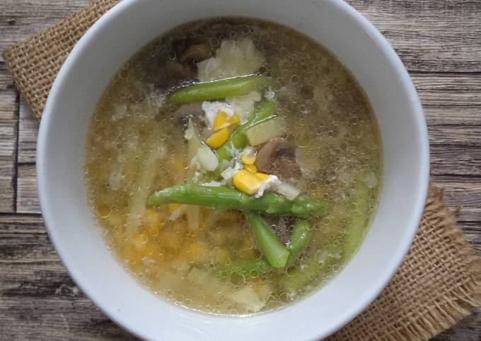Resep Sup Jagung Asparagus oleh Devalesha Kitchen - Cookpad