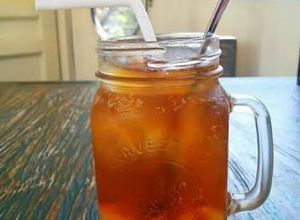 Resep teh manis rumahan enak dan mudah - Cookpad