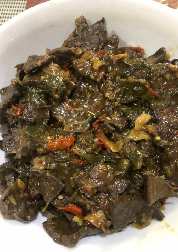 Resep 26. Paru Nyemek Cabe Hijau oleh Andien Ferry - Cookpad