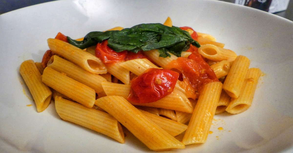 Penne Con Pomodorino Pachino (Macarrones Con Tomate Cherry) Receta de ...