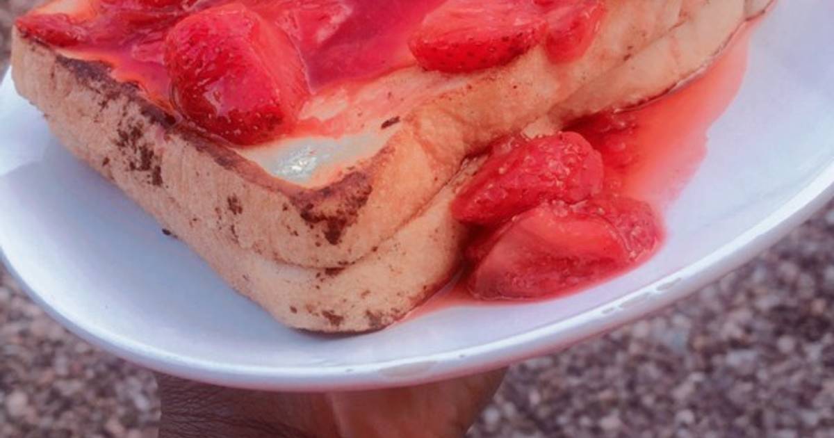 Berry French toast🍇🍓🫐🍞 Recipe by Aisha Adio - Cookpad