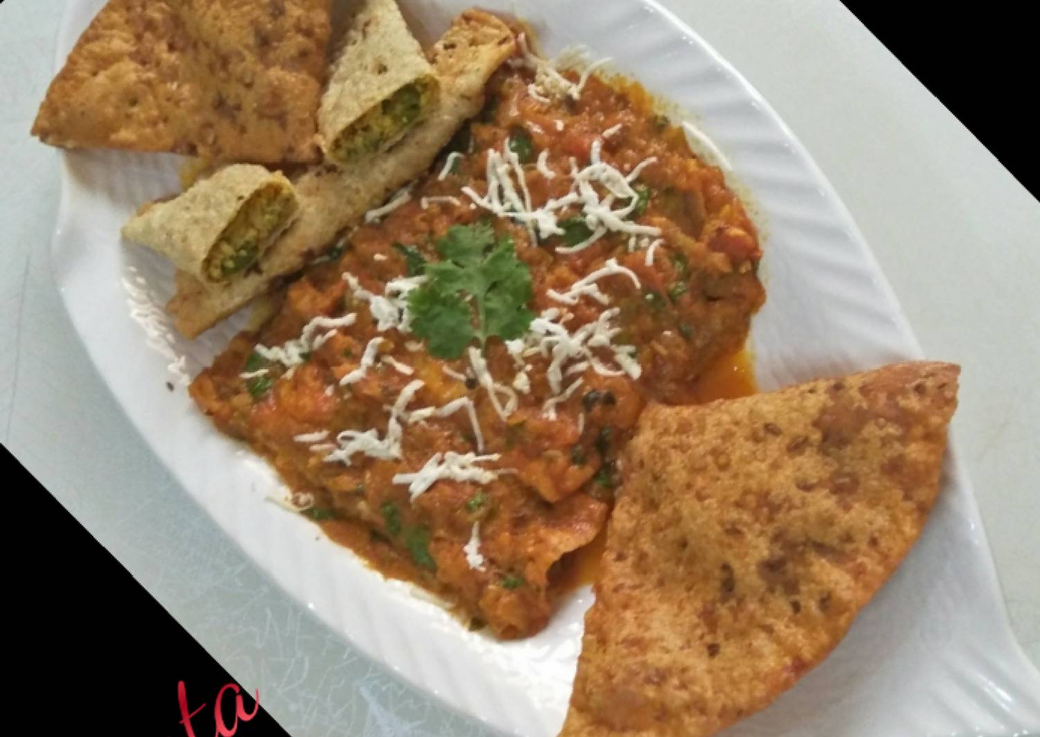 Veg patiala (veg-paneer stuffed papad roll with gravy.) Recipe by Mamta ...