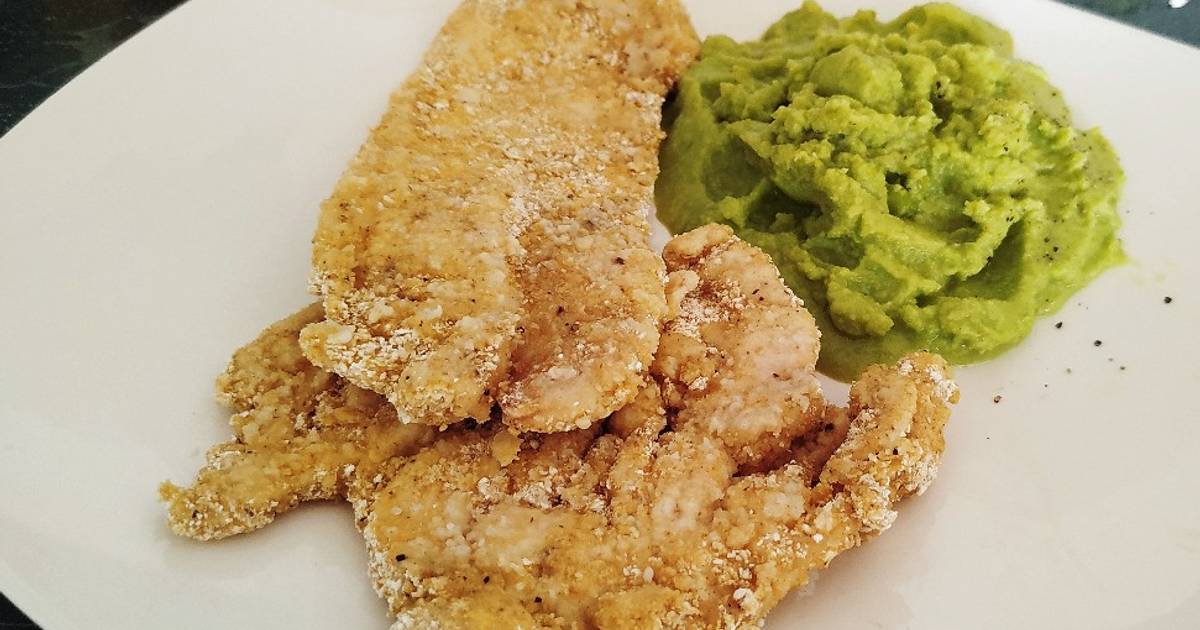 Milanesa de pollo con puré de arvejas Receta de Nutrichay- Cookpad