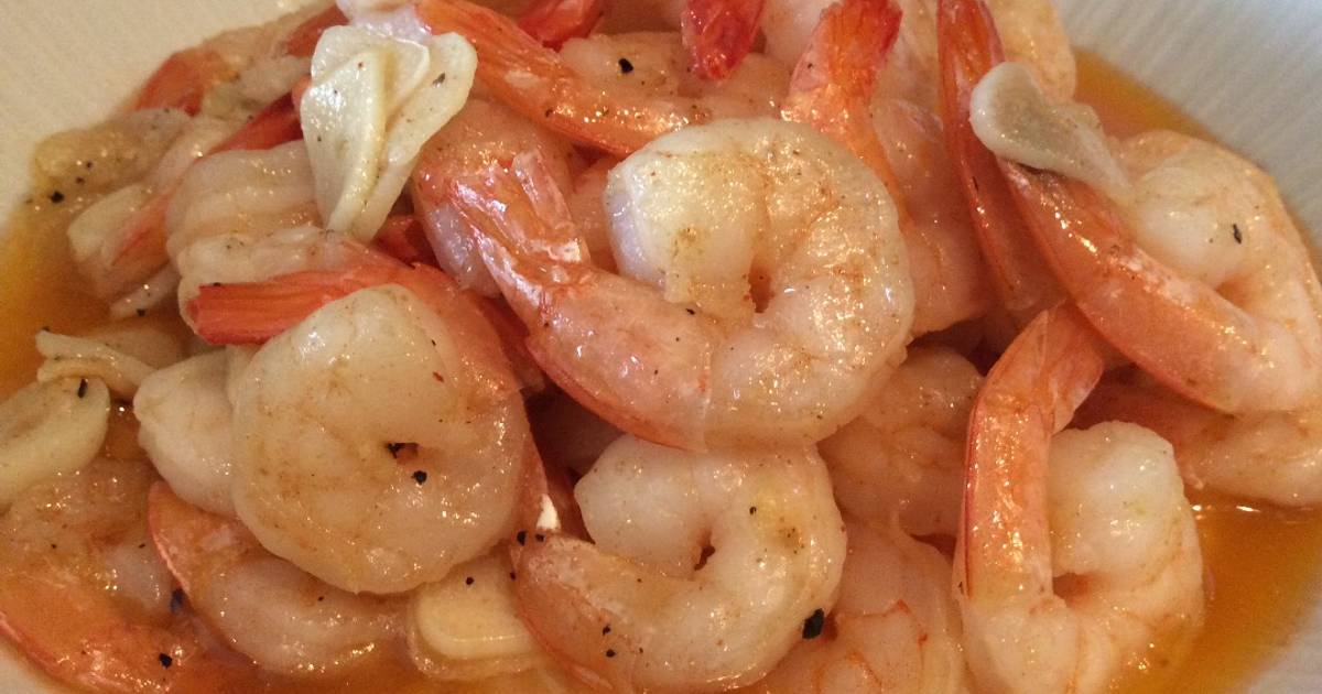 Irresistible ajillo recipes: garlic-infused delights