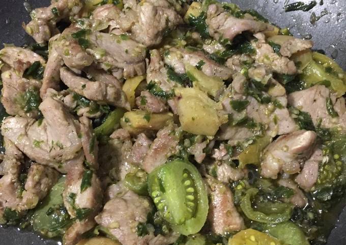 Resep Tumis Babi Cabe Ijo oleh Stephanie Karnali - Cookpad