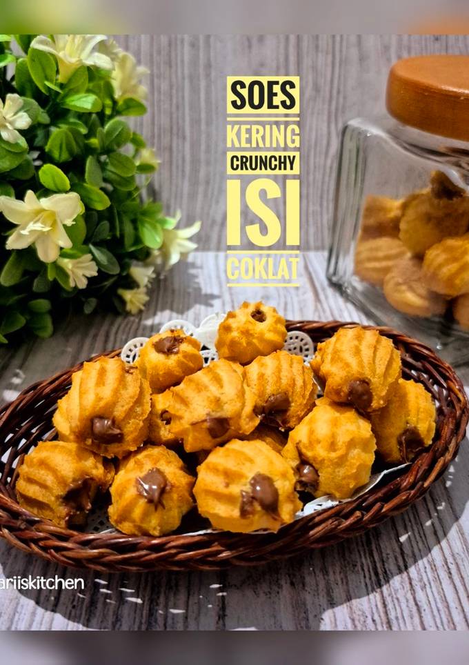 Resep Soes Kering Crunchy Isi Coklat oleh Sari's Kitchen - Cookpad