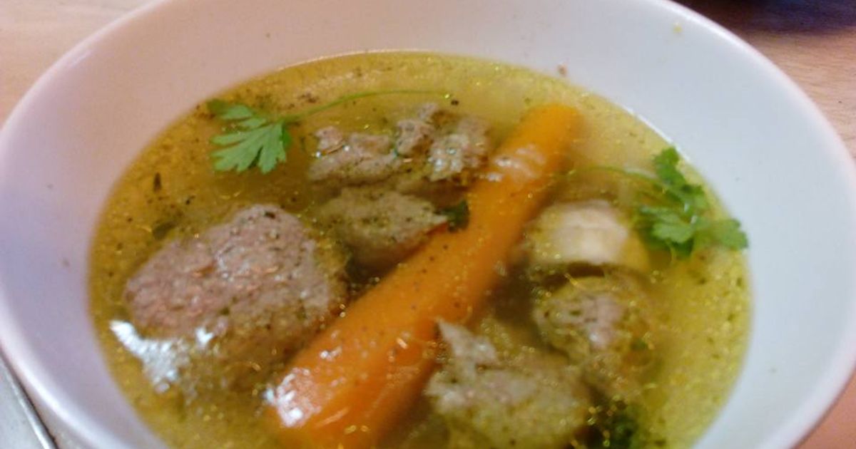 Csontleves Májgombóccal | Manci Szabó receptje - Cookpad receptek