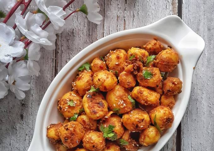 Jodhpuri Aloo Recipe by Sonila Das - Cookpad
