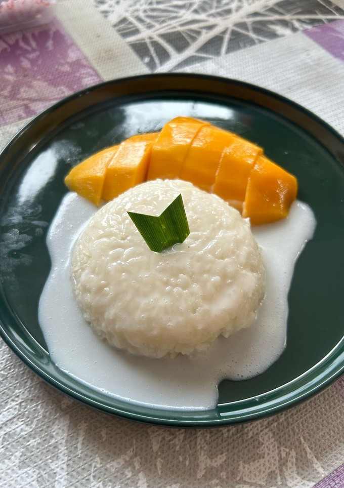 Resep Manggo Sticky Rice oleh Fafalifa - Cookpad