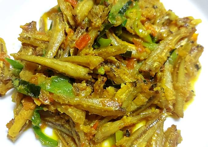Resep Teri Bumbu Kuning oleh Delia Eka Puspita - Cookpad