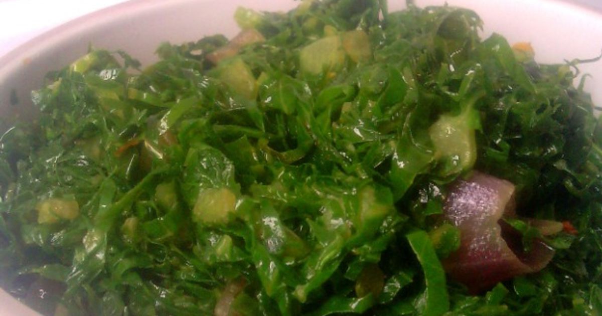 Onion Garlic Sukuma Wiki Recipe by Mulunga Alukwe - Cookpad