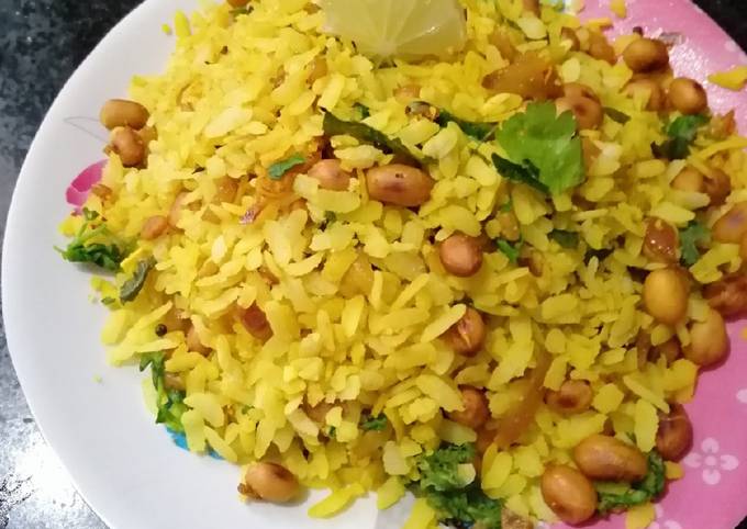 Poha Recipe by Shampa Dey Nandy - Cookpad