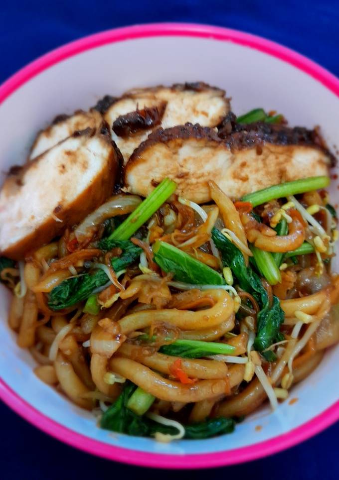 Resep Yaki Udon with Chicken Teriyaki oleh Nani Wahyuni Hwang - Cookpad