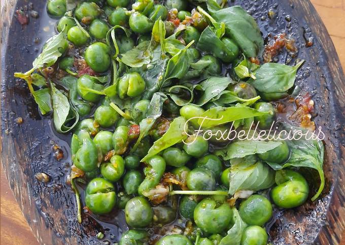 Resep Karedok leunca khas sunda oleh Foxbellelicious - Cookpad