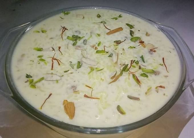 Sheer khurma recipe | How to make sheer khurma Recipe by Priya Jain ...