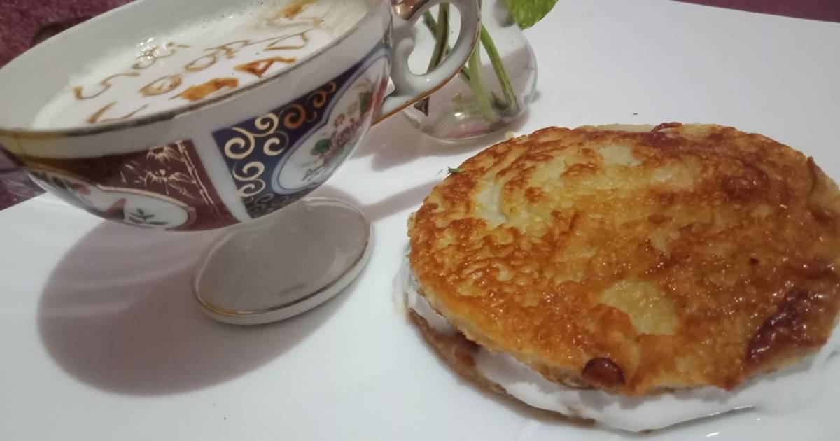 Banana egg chapati with creamy coffee😋 Recipe by Shumaila Younas - Cookpad