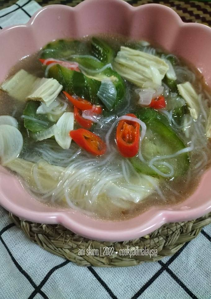 Resipi Sup Petola dan Suun oleh ani skmn - Cookpad