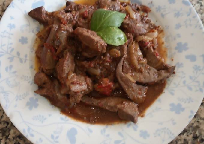 Hígado de cerdo en su salsa Receta de Jessie Medina- Cookpad