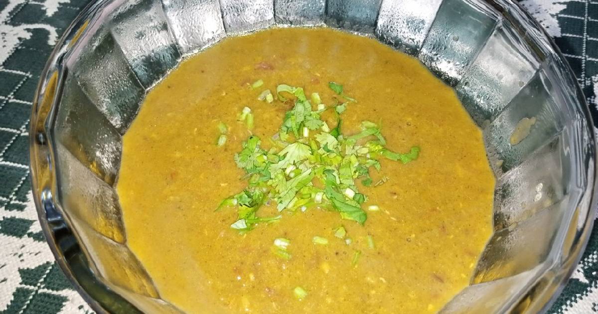 Green Masala Daal Recipe by Surhaan Tahir Wafai - Cookpad