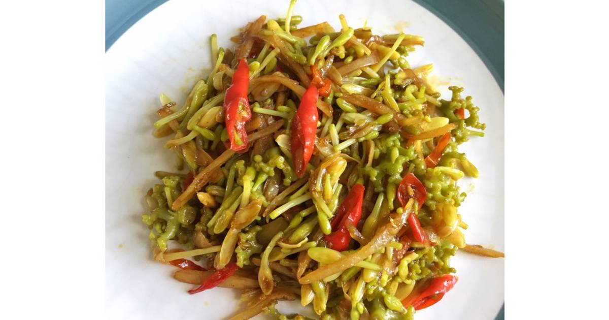 Resep Oseng kembang kates/bunga pepaya oleh rimaulin - Cookpad