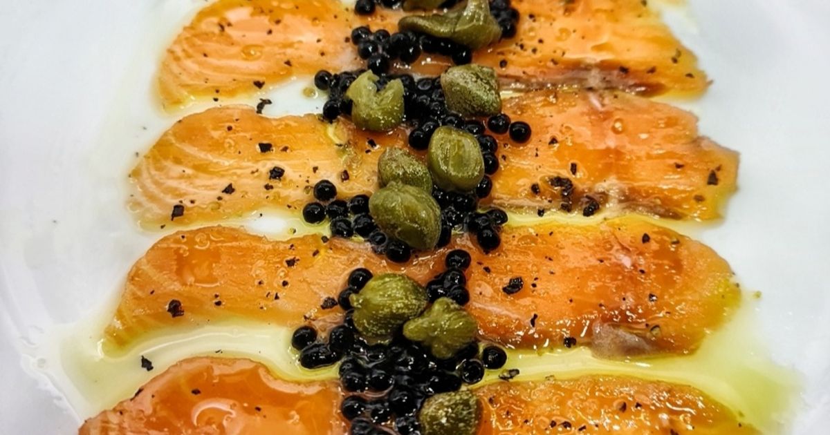 Carpaccio De Salmón Curado Con Un Toque Cítrico Receta de Sandra_M- Cookpad