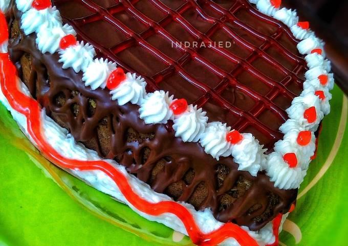 Resep Cake Coklat Merah Putih oleh Indrajied - Cookpad