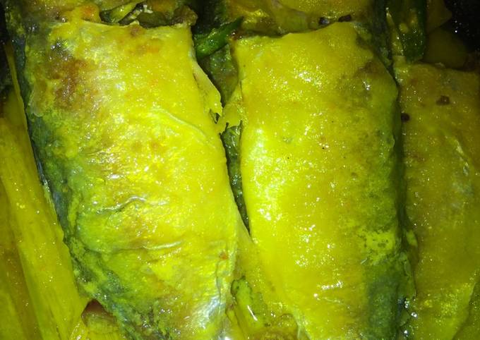 Resep Ikan Acar Kuning Simple oleh Caesaria Poppy Sudarsono - Cookpad