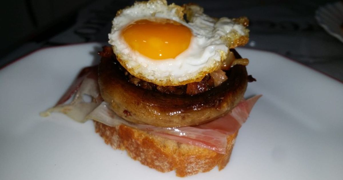 Champis Rellenos Con Txapela Receta de Charo- Cookpad