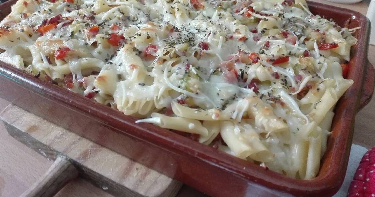Macarrones gratinados con jamón y verdura Receta de ISaBEL CoRTÉS- Cookpad