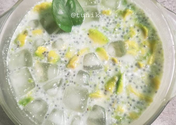 Resep Es Alpukat selasih oleh tunik 🍀 - Cookpad