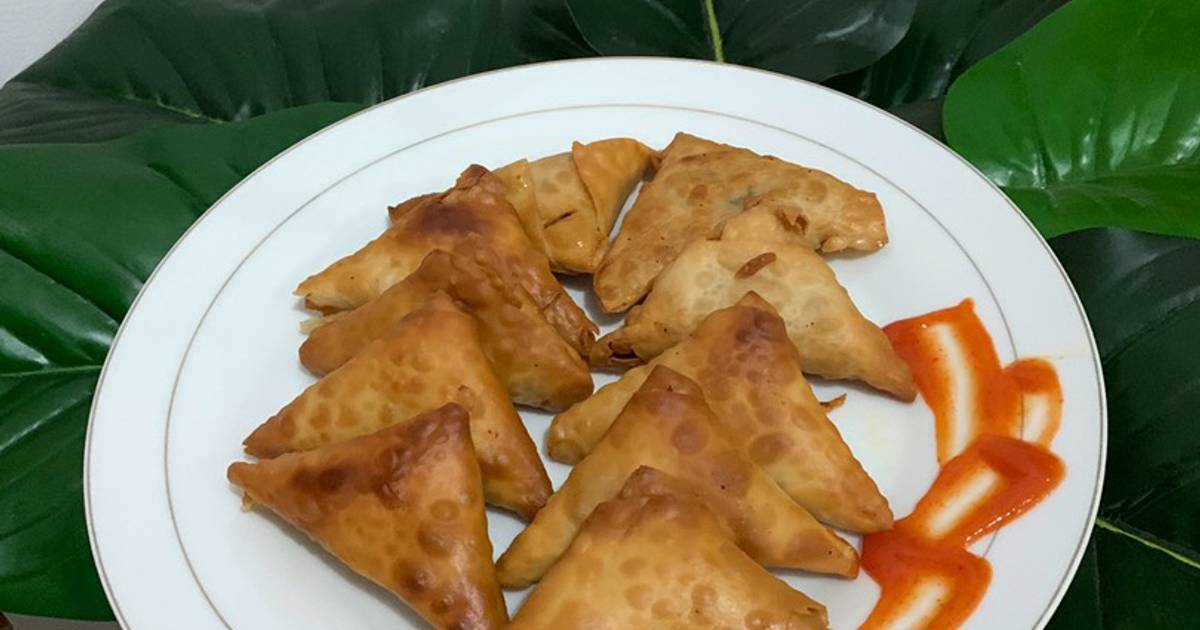 Resep Samosa ayam simple oleh Puza Uzaa - Cookpad