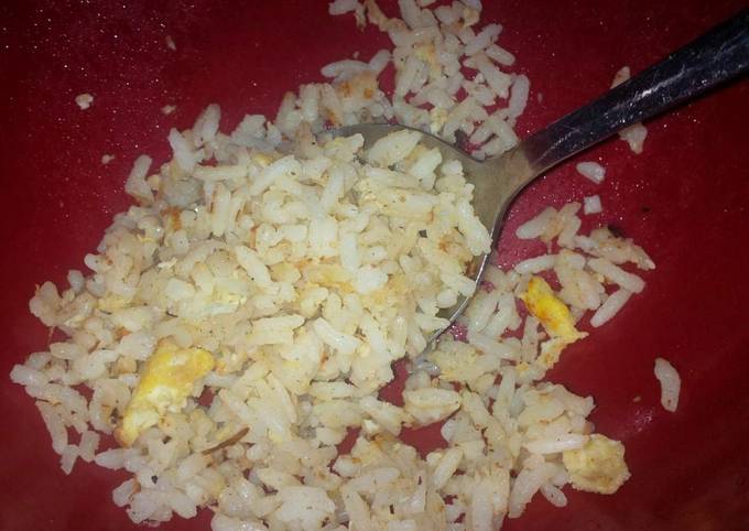 Resep Nasi goreng minimalis oleh Ferry Ferdian Arif - Cookpad