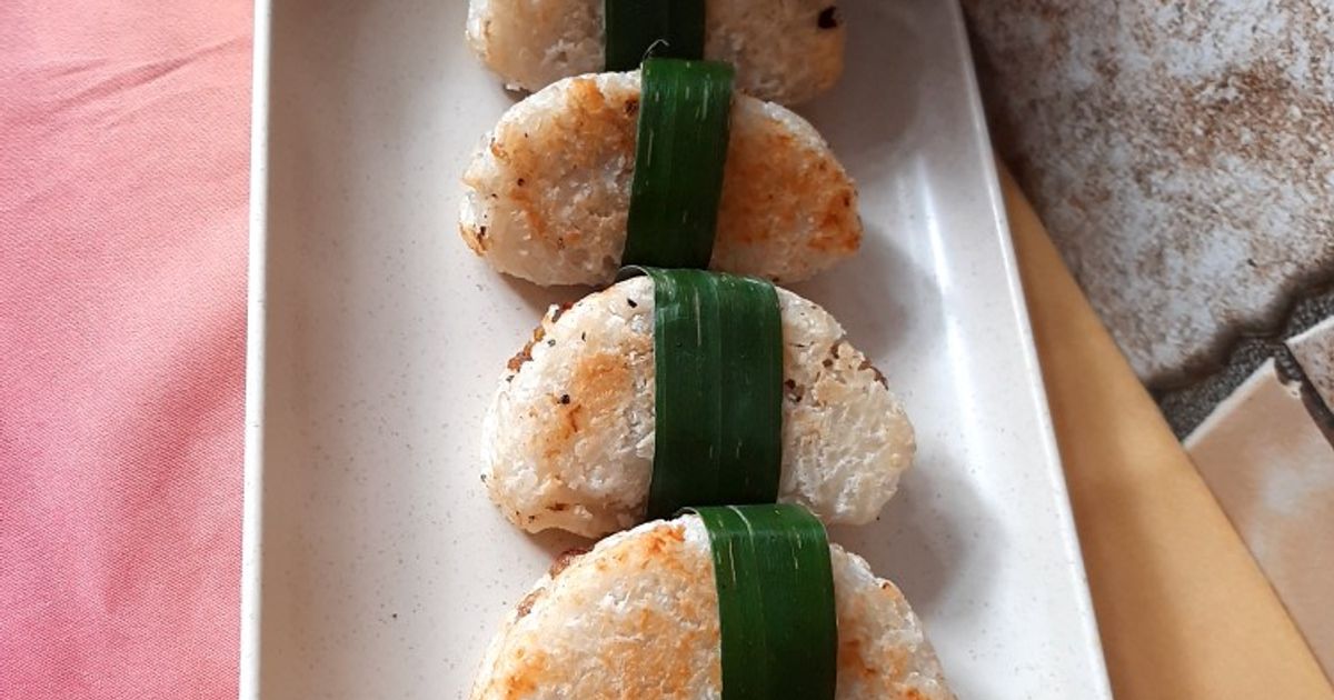Resep Ledre Ketan Pisang Khas Solo oleh Ummu Ryu_Ra - Cookpad