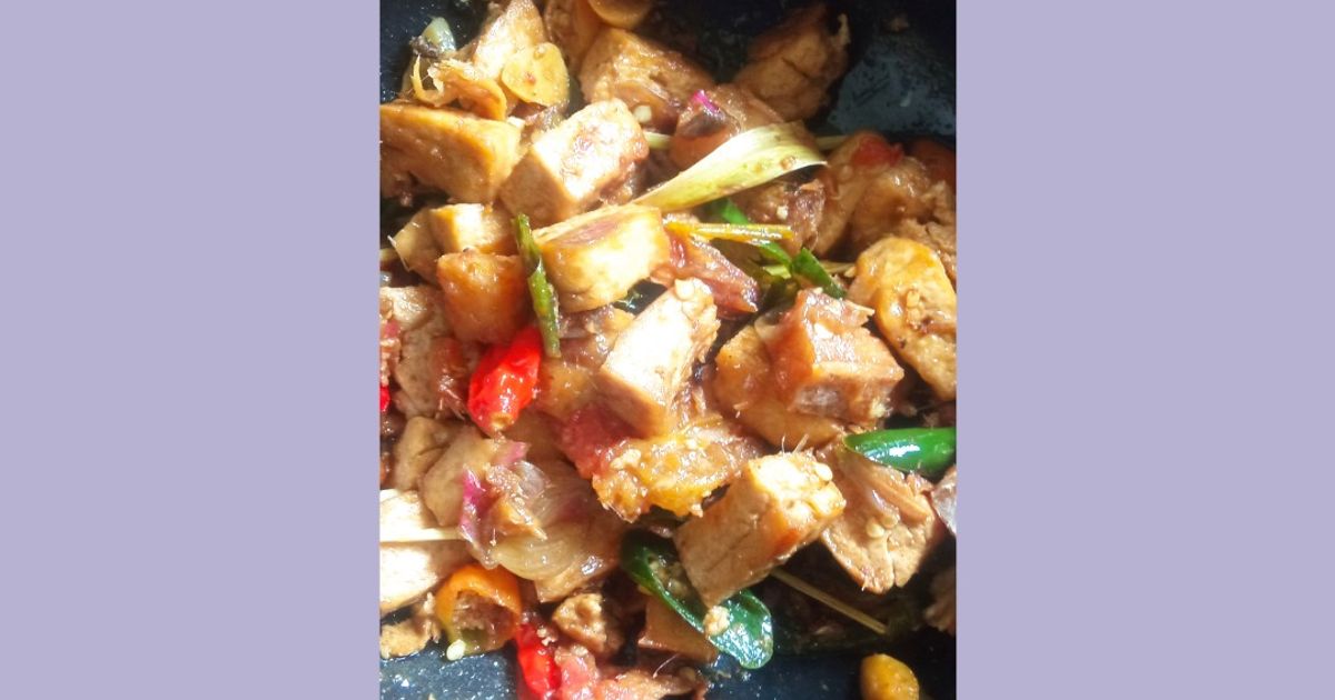 Resep Ikan Jambal Roti Tahu Cabe Hijau oleh Bundanya Dhimaz - Cookpad