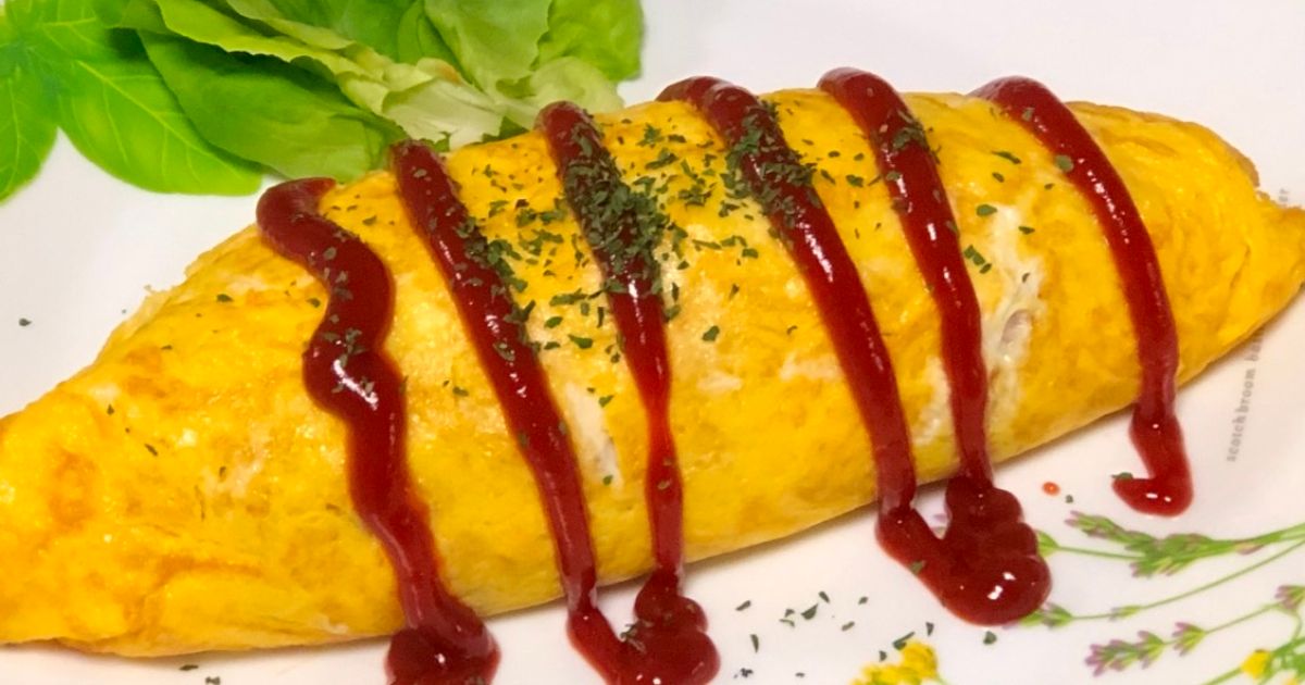 Japanese Egg Wrapped Tomato Chicken Rice (Omu Rice) Recipe by Aunty ...