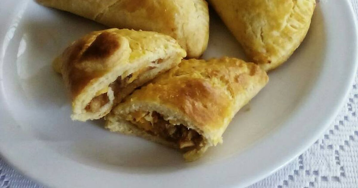 Cheesy Pilchard And Potato Pie Recipe by Thamsi Mtshali - Cookpad