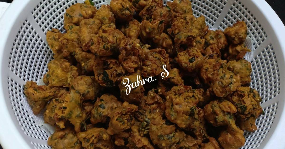 Crispy Tukdi bhajiyas Recipe by Zahra Shaikh - Cookpad